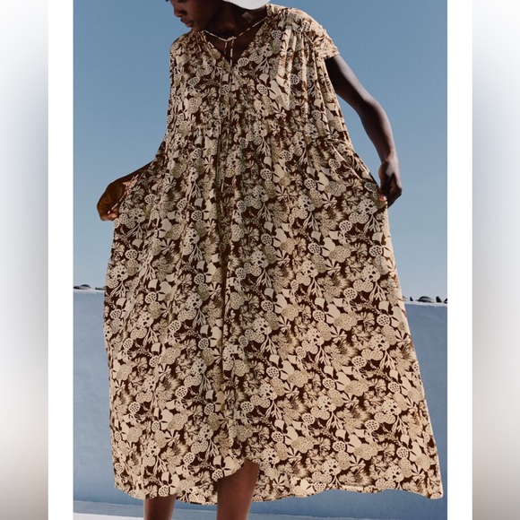 Toast | Dresses | Toast Uk Flotsam Print Gathered Dress | Poshmark